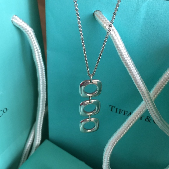Tiffany & Co. | Jewelry | Tiffany Co Link Sterling Silver Link Necklace ...